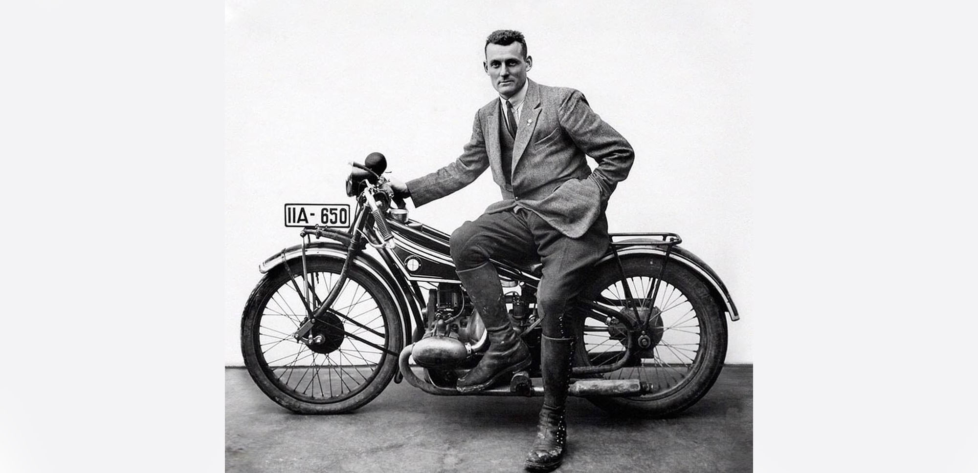 A BMW Motorrad száz éve – Max Friz és a hosszában beépített boxermotor ...