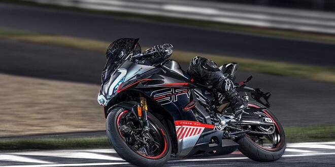 Sportmotor egy nagyrobogó áráért? - Hegylakók