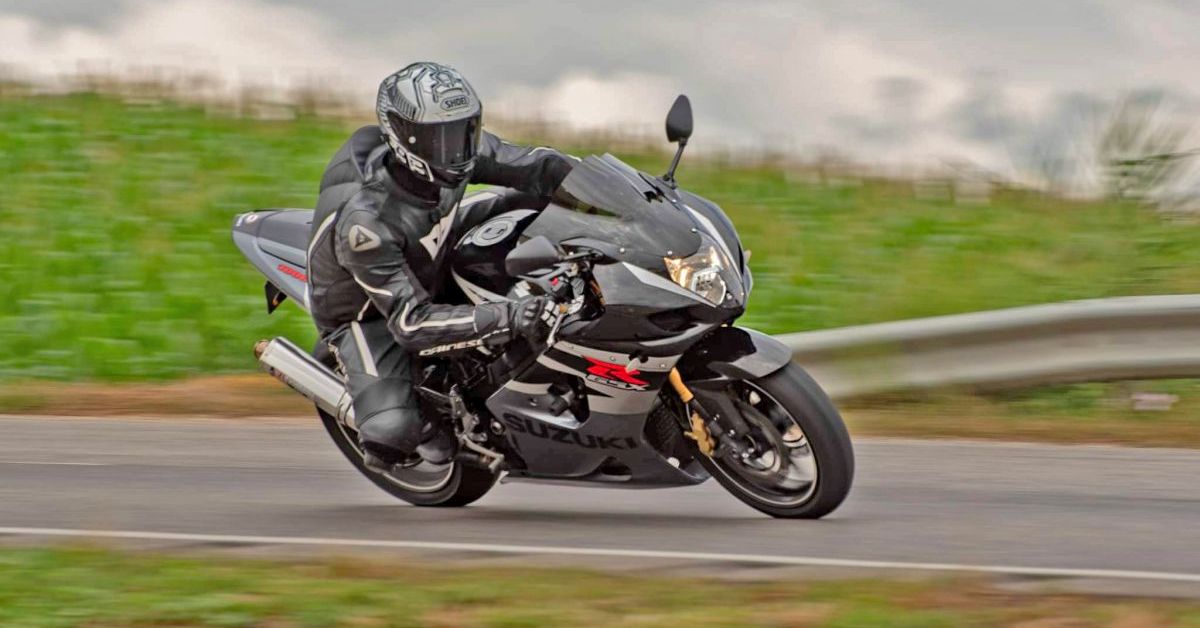 Féllábbal kétkeréken - Zsolt küzdelme a motorozásért – I. rész - Hegylakók