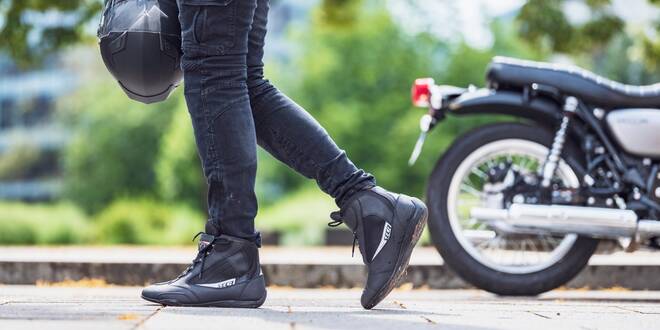 Bemutatkoznak a kedvező árú Seca motoros csizmák - Hegylakók