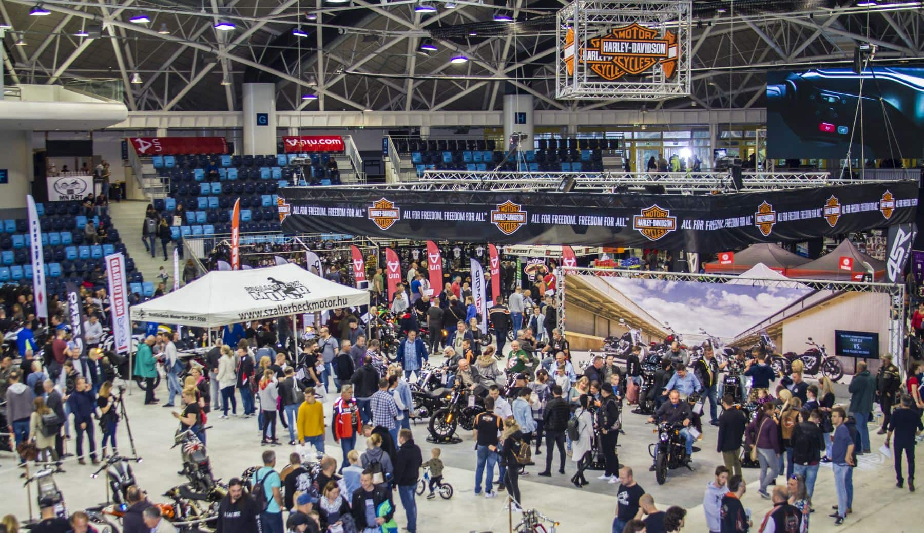 Képriport: Motor Show Budapest - 2019 - Hegylakók